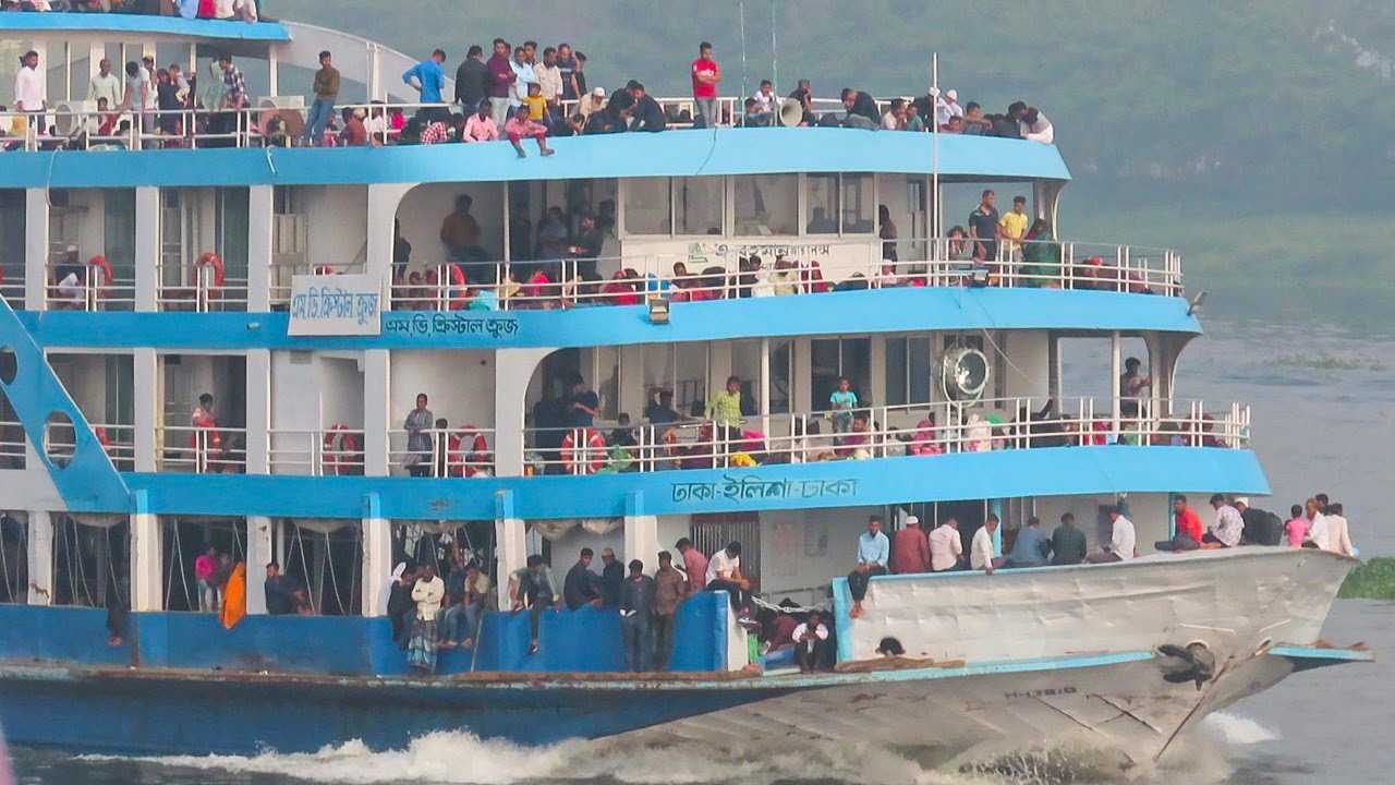 নতুন সময়ে সার্ভিস দিবে কার্নিভাল ক্রুজ | overloaded Passenger on the ...