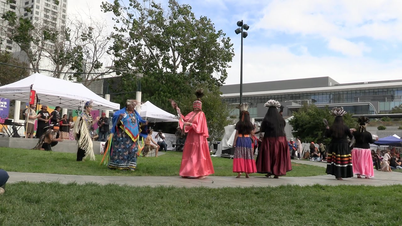 Round Valley Dancers @ Indigenous Peoples Day 2023 Yerba Buena Gardens ...