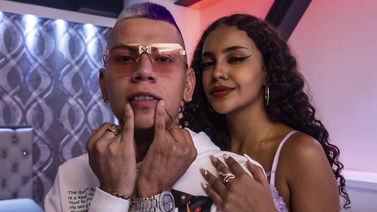 Andriw Cortez - Pegate (Video Oficial) - YouTube