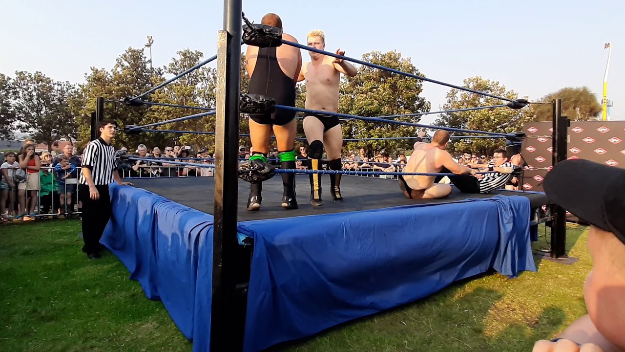 Wrestling with ice cream 😍 - YouTube