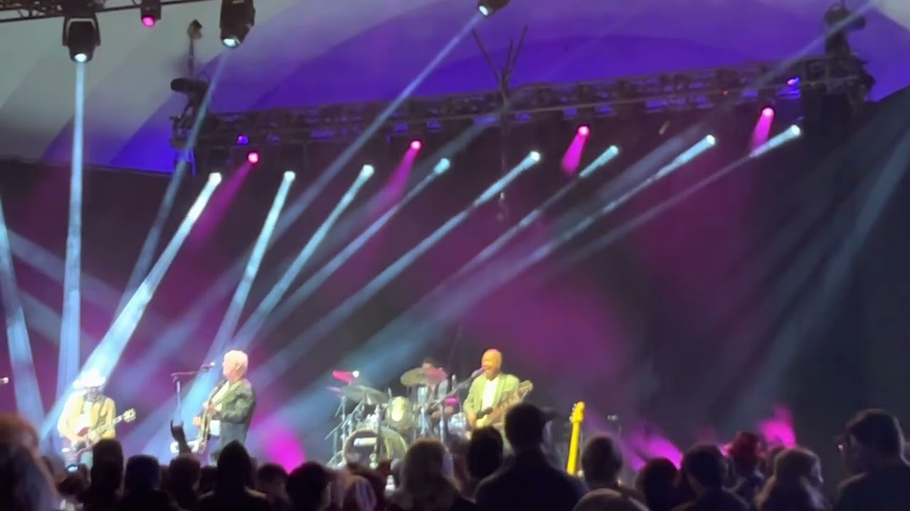 2022-09-04 | Tom Cochrane | White Hot | CNE Bandshell | Toronto, ON ...