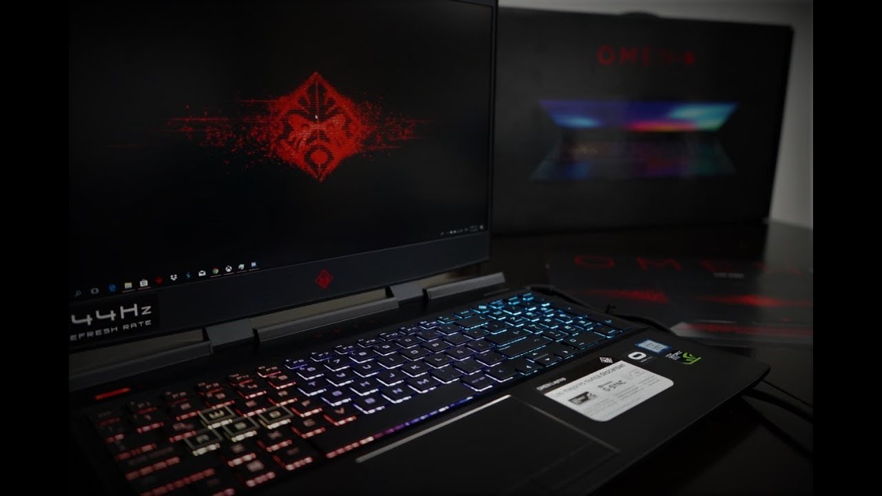 HP OMEN 15 (GTX 1070 Max-Q, i7-8570H) Unboxing - YouTube