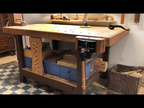 Home Workshop Tour - Workbench Details - YouTube