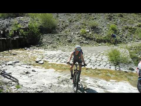 Il GUADO DEL TORRENTE ANDRELLA