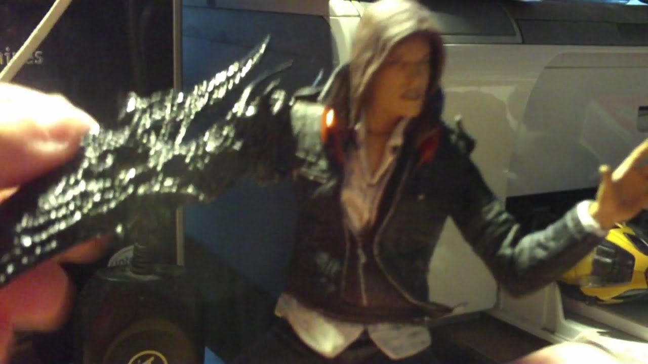 NECA-Player Select Prototype Alex Mercer figure review - YouTube