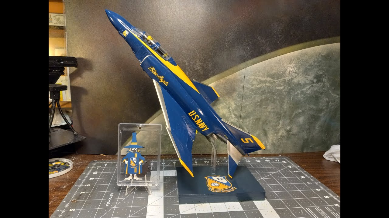 Blue Angels Revell F 4J Final - YouTube