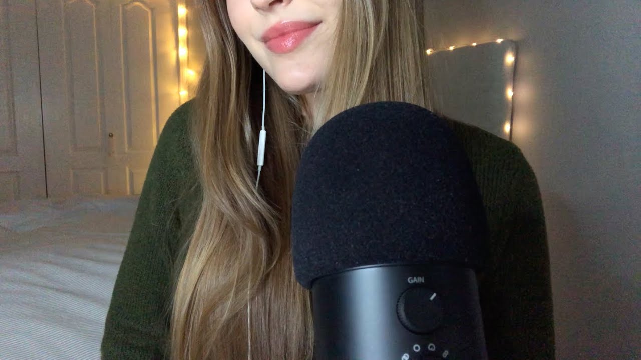 ASMR skin scratching, nail tapping, sleeve rolling (fabric sounds ...