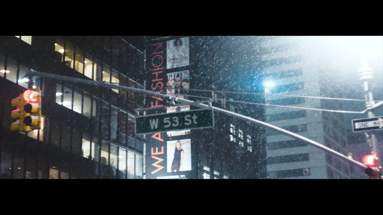 GH5 Anamorphic Lens Demo - Extremely Sharp Schneider Cinemascope in NYC ...