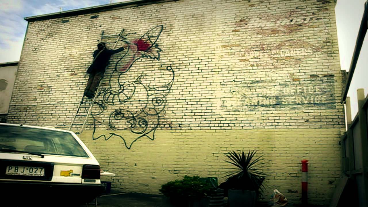 Makatron's graffiti. - YouTube