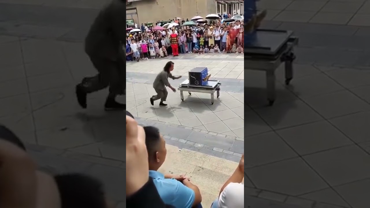 Spiker Compression Box Illusion - Magic Trick - YouTube