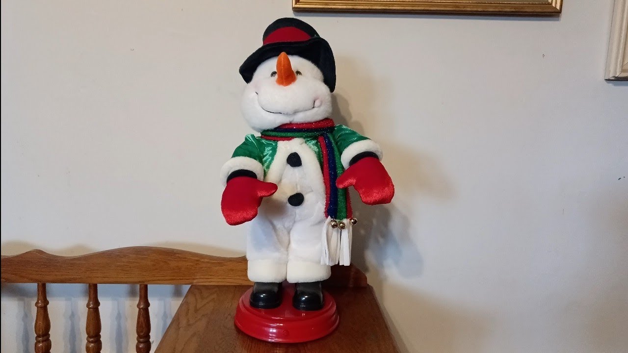 Gemmy 2005 Booty Shaking Snowman - YouTube