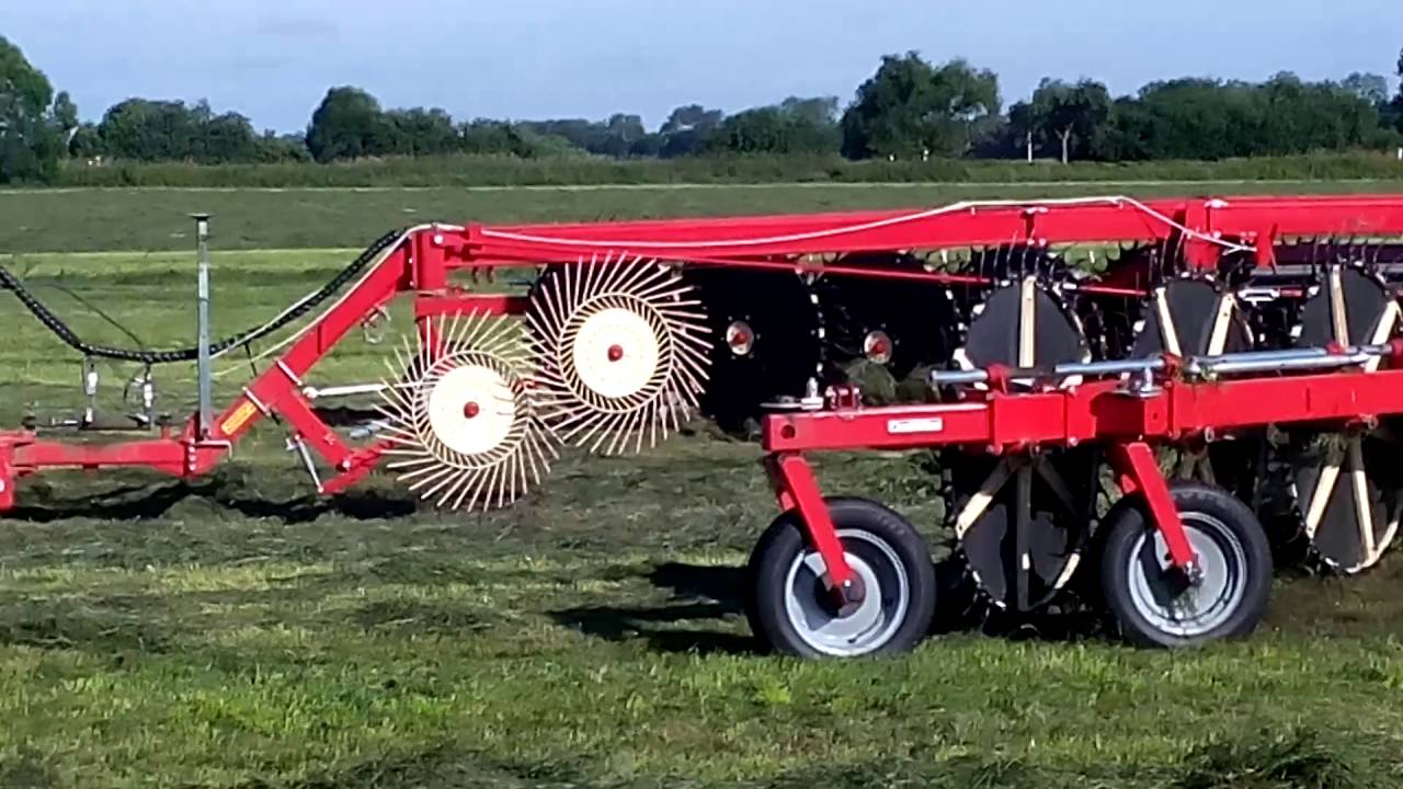Enorossi Hay Rake 3.Schnitt - YouTube