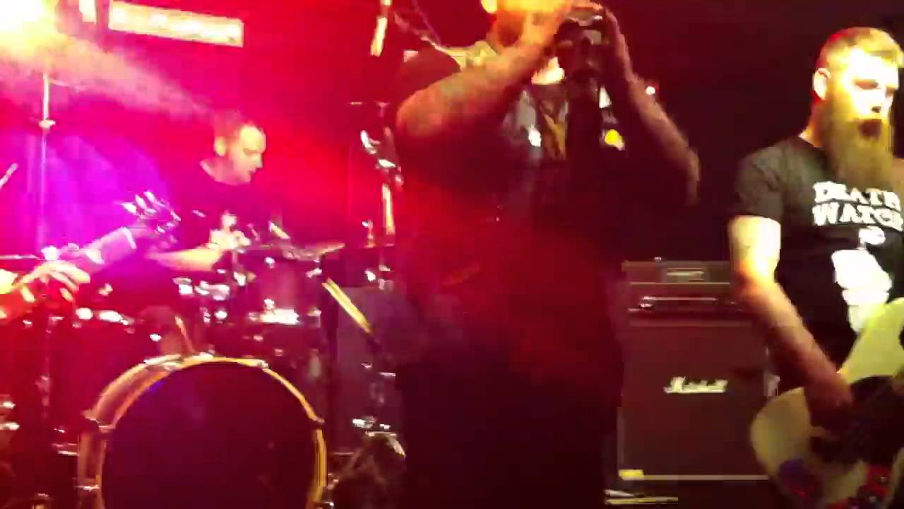 DeadFire Live @ The Moorings Bar Aberdeen - YouTube