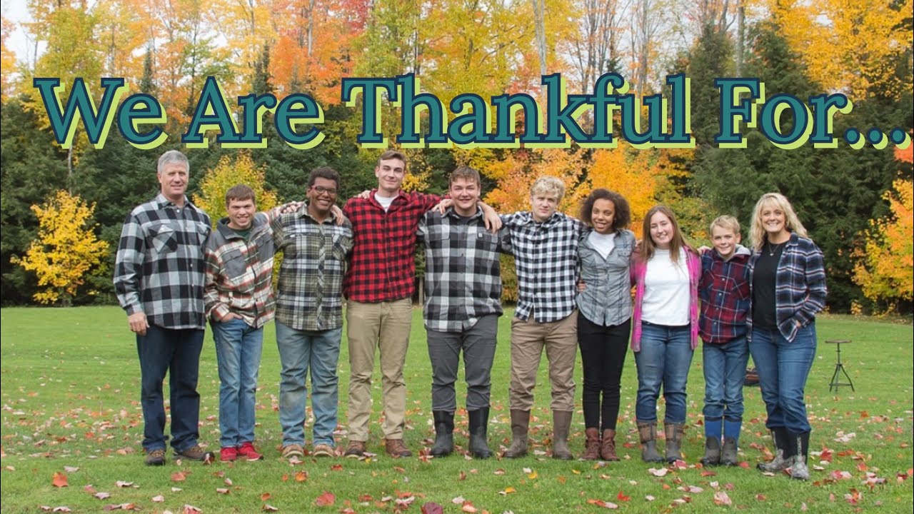 WHAT OUR FAMiLY OF 10 IS THANKFUL FOR ?? 🥰😍 - YouTube