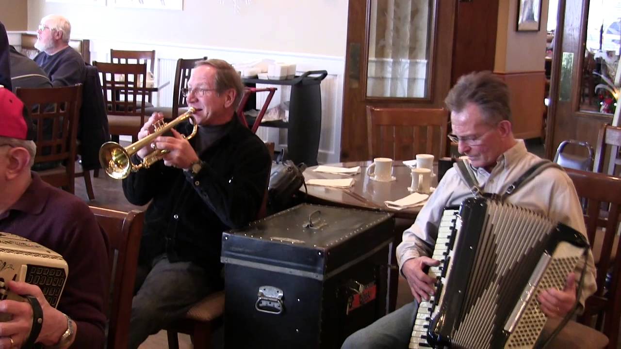 Chicago Polka Musicians (2014) - North, South, East, West Polka - YouTube