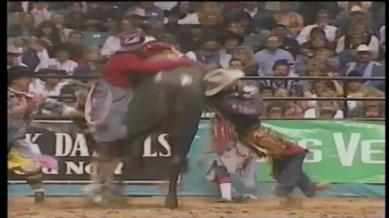 PBR 1997: Roach Hedeman saves Joaquin Garza - YouTube