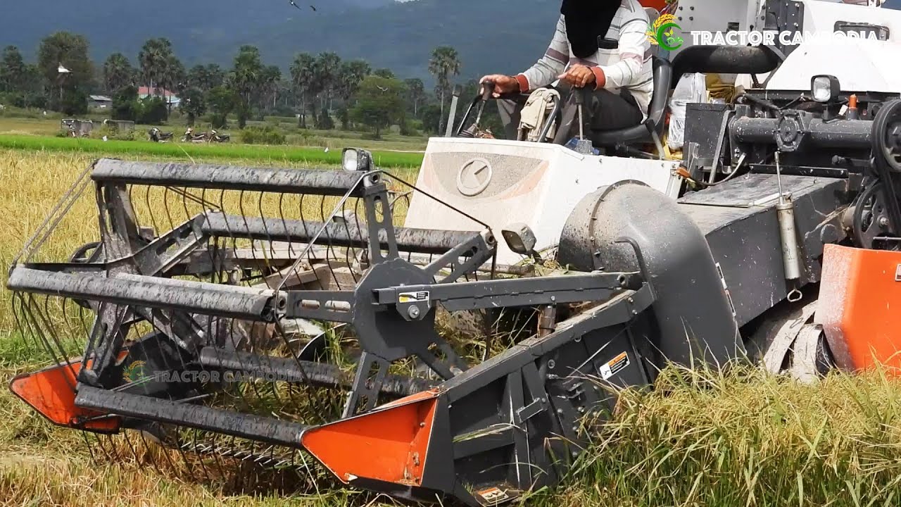 Harvesting machines in agriculture growing rice farm equipment | Rice ...
