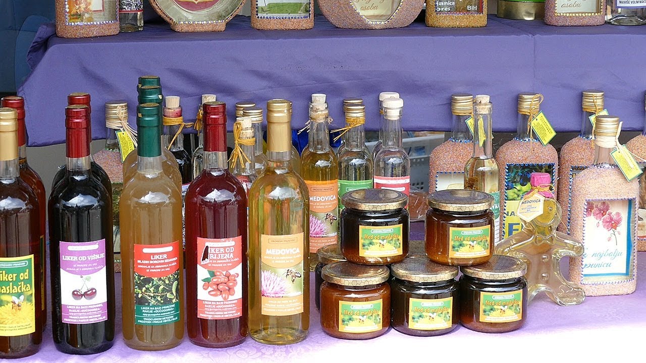 Voćni džemovi i likeri Ivice Rajića - YouTube