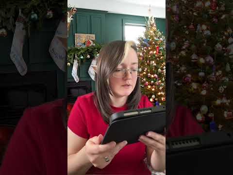 Day 21 of Christmas-y ASMR ️🎄🦌 #greenscreen #asmr #christmas #pov - YouTube