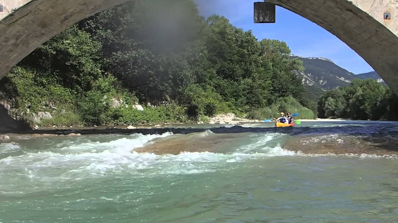 video canoé sur la Drôme Acroparc - YouTube