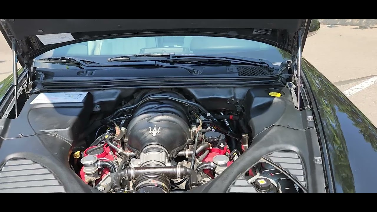 2009 Maserati Quattroporte s Engine Bay - YouTube