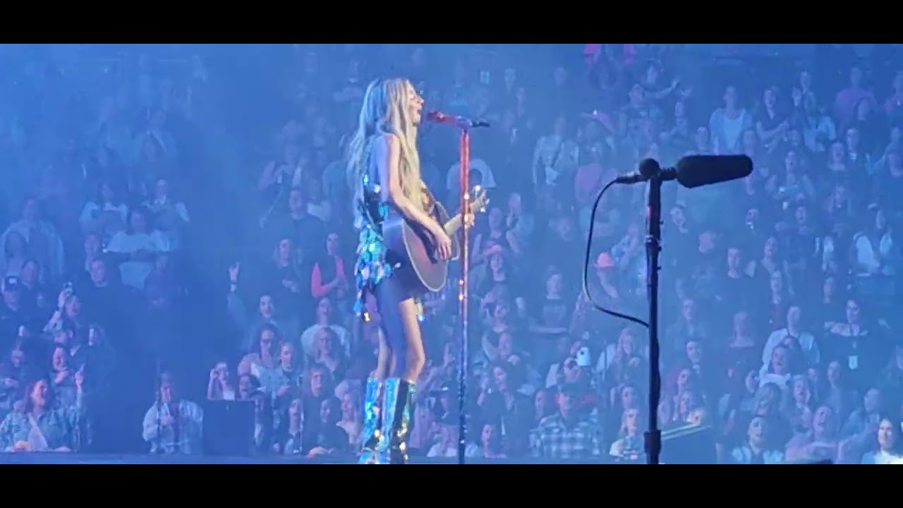KELSEA BALLERINI @ Columbus "HEARTFIRST" 2/01/25 - YouTube