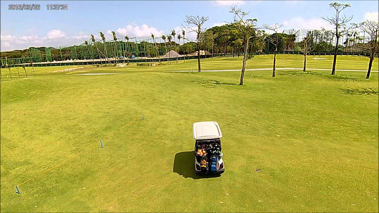 SimToo drone: Changi NSRCC Golf Course hole 1 - flying the drone in ...