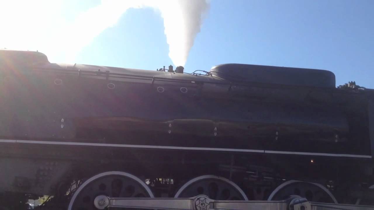 Union Pacific Steam Engine visits Truckee, CA - YouTube
