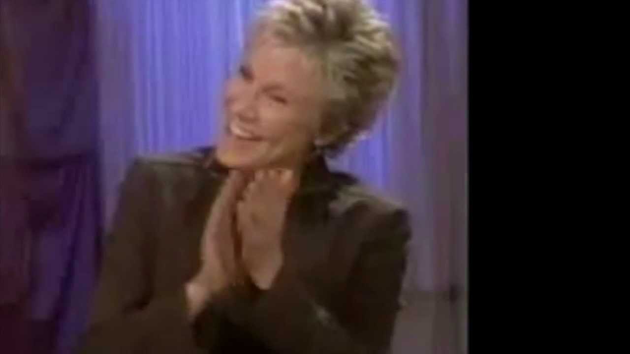 Snowbird the Anne Murray Tribute starring Laura Gillespie - YouTube