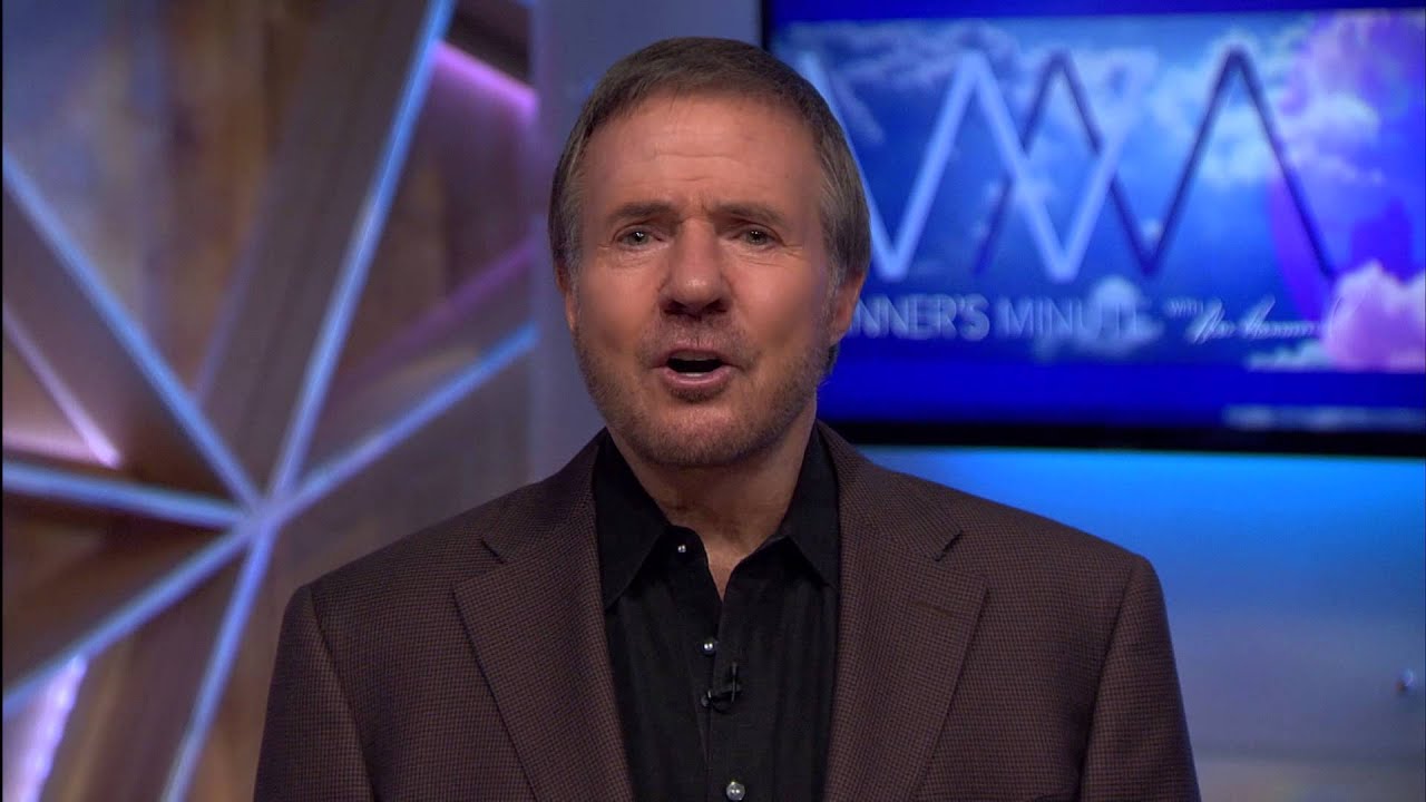 Have You Ever Been "Phubbed"? | The Winner's Minute With Mac Hammond ...