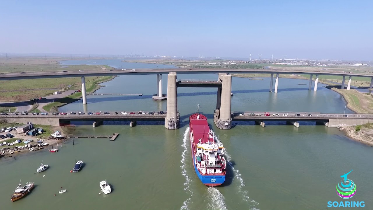 Kingsferry Bridge in operation - Kent, England - YouTube