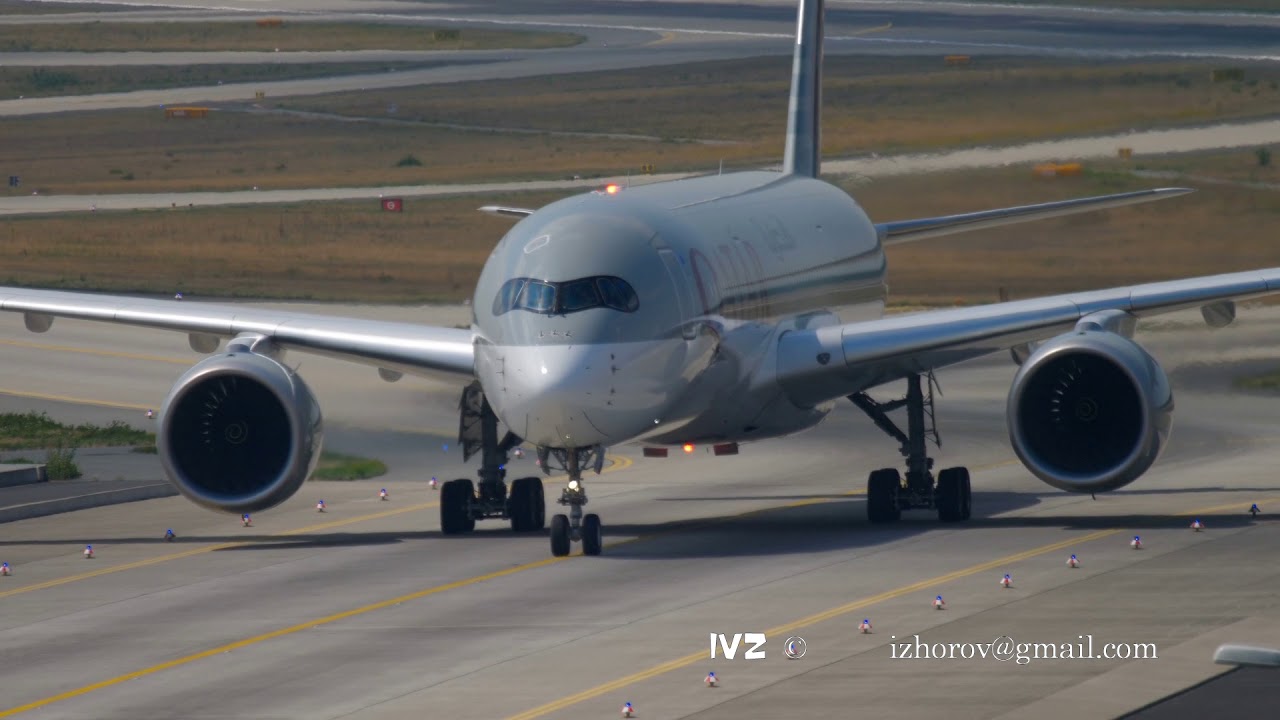 Airbus A350 taxiing after landing - YouTube