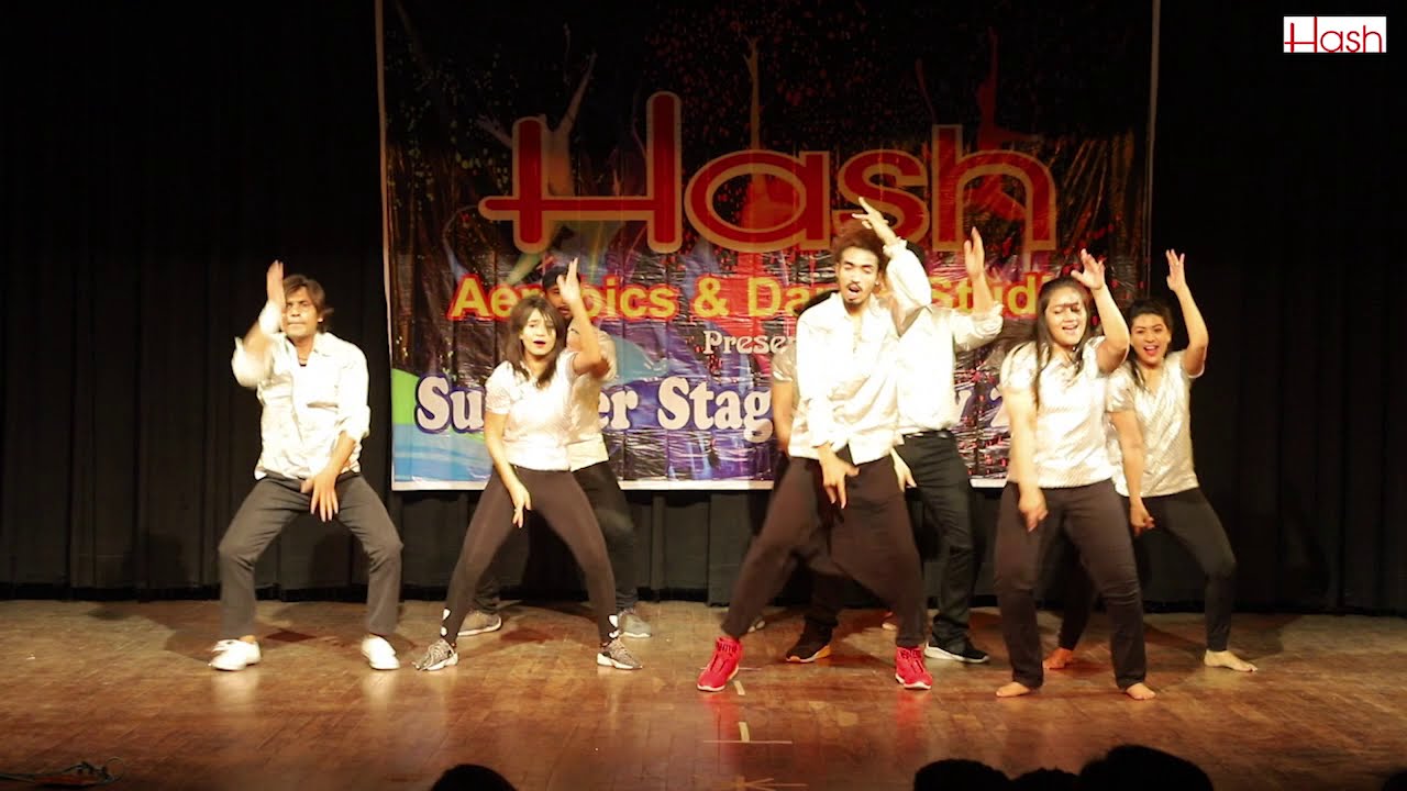 Bollywood Dance by students of HASH DANCE STUDIO (DELHI) SUMMER FIESTA ...
