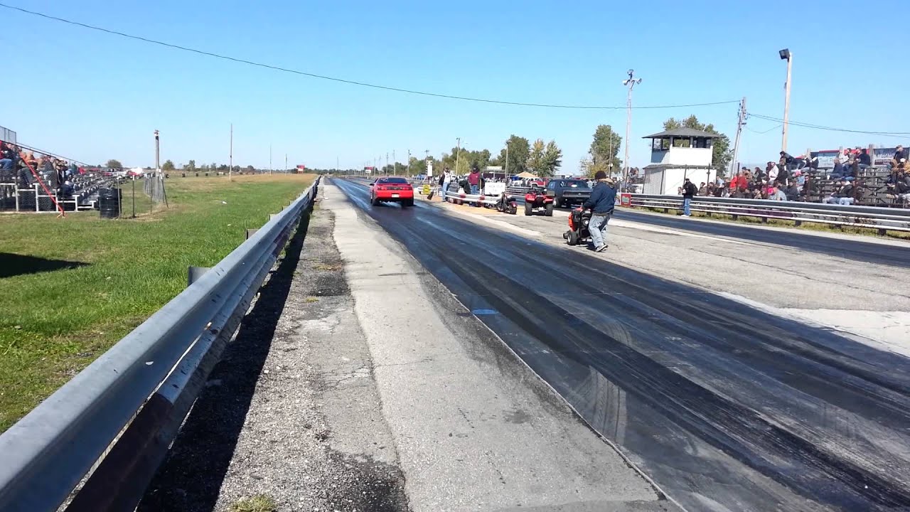 87 trans am gta 11.04 MoKan drag strip - YouTube
