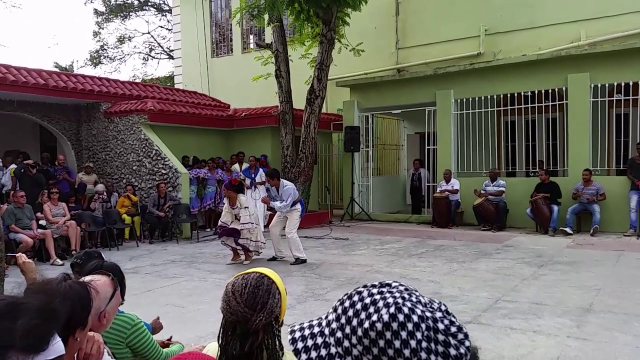 Rumba yambu at Conjunto Folklorico - YouTube