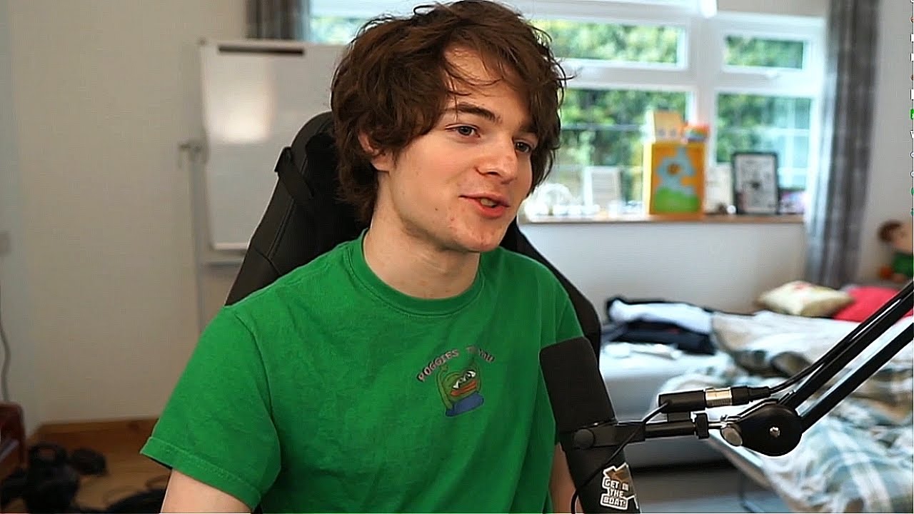 Tubbo Talks about Lore Doc... - YouTube