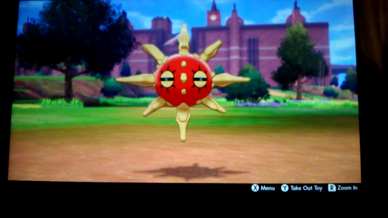 SHINY SOLROCK IN POKEMON SHIELD AFTER ONLY 150 EGGS! - YouTube