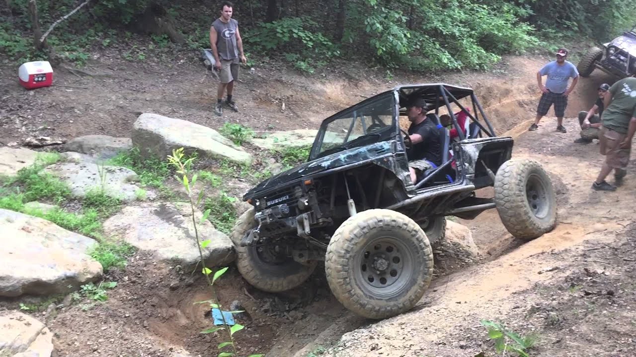Suzuki samurai buggy on "sense of humor" at grey rock - YouTube