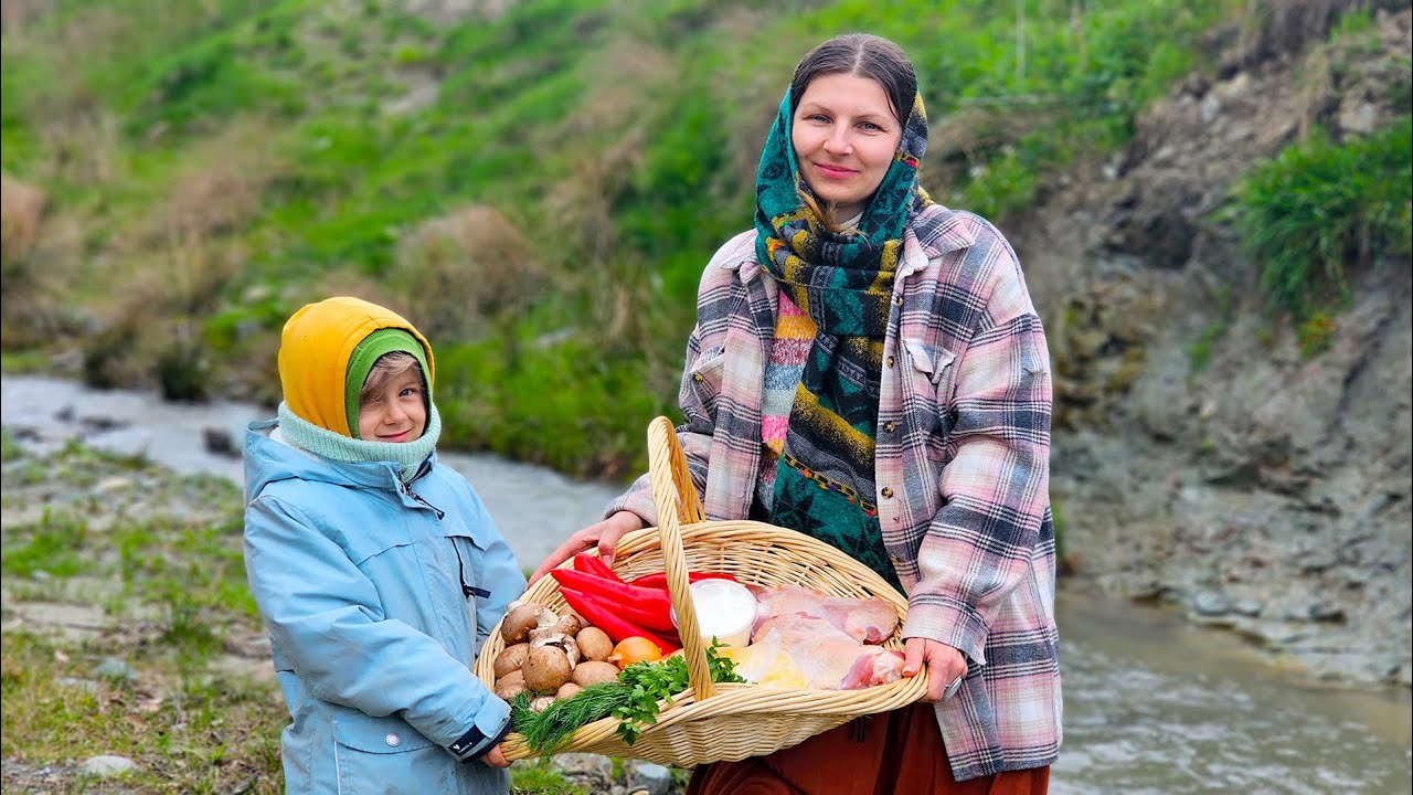 Country Girl Cooks Turkey Legs with Mushrooms and Sour Cream! Rural ...