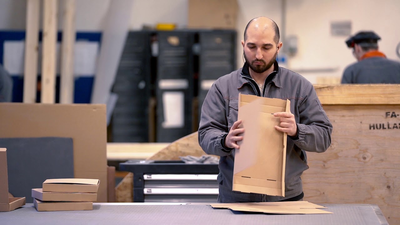 STRAPA-PACK PLOTTER - YouTube