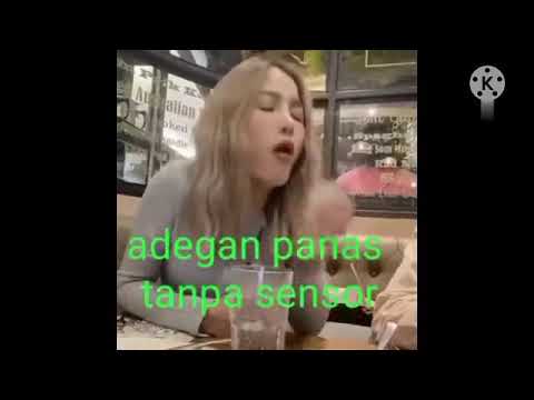 Cewek hot bikin panas no sensor