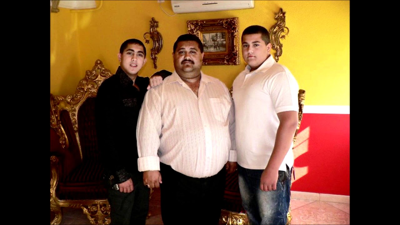 Grofó & Andris - Veszélyes pergető EAR RAPE - YouTube