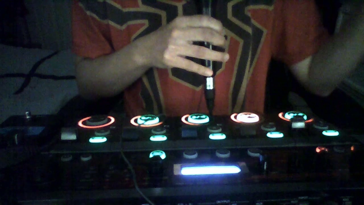 Brez - Criminal (Loopstation Cover) - YouTube