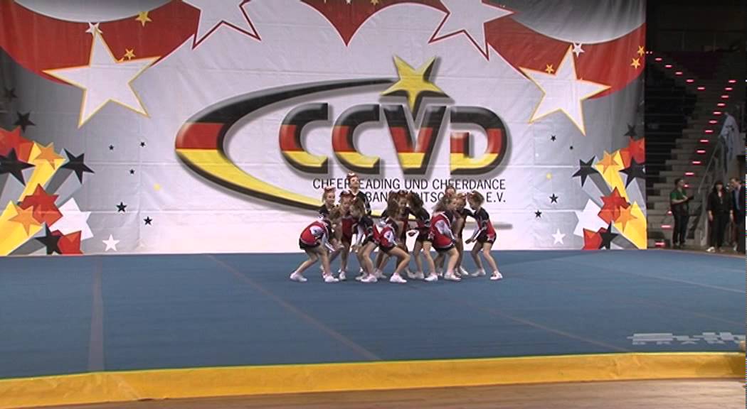 RMWest2015 - Mini Angels - Peewee Cheer Level 1 - YouTube