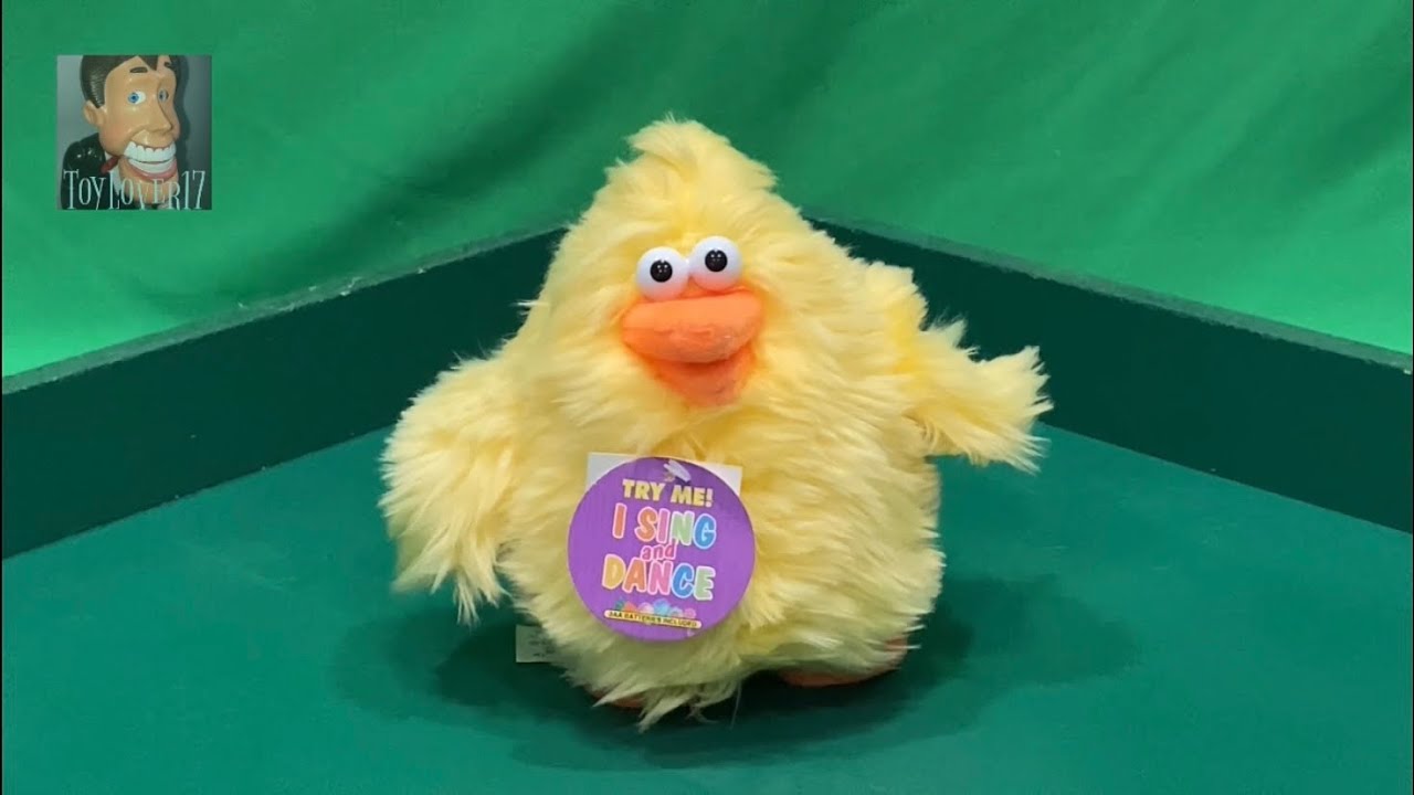 DanDee 2002 Running Chicken - “Chicken Dance” - YouTube