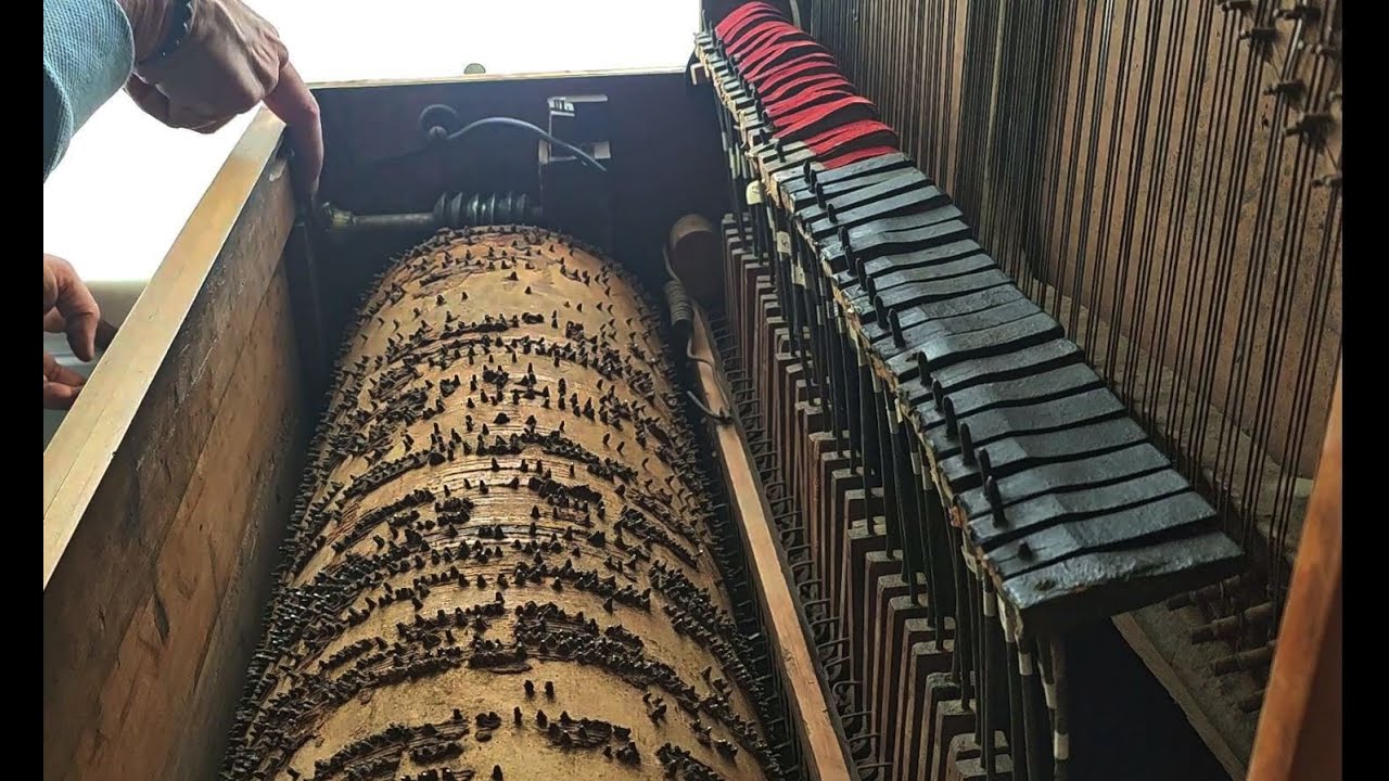 #235 Organillo de "mono" piano cilindro de hace 135 años (circa 1890 ...