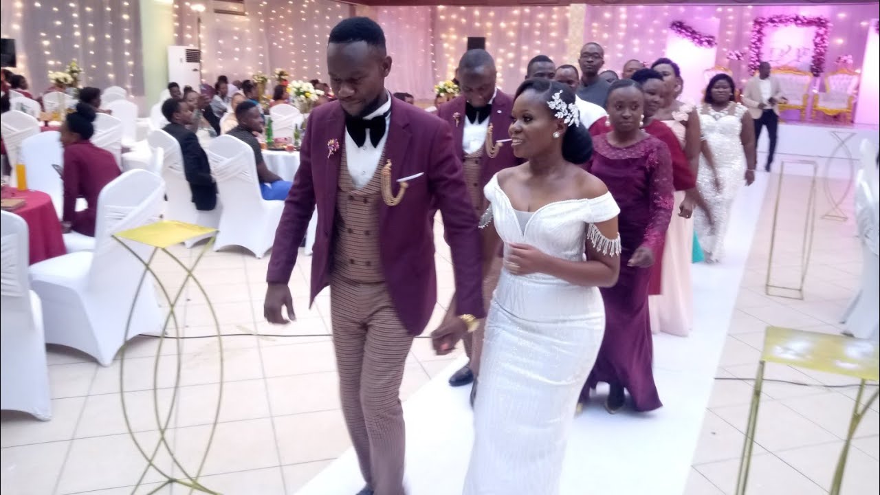 MAHARUSI (MR & MRS MASHIBE) WALIVYO FANYA VIZURI KATIKA HARUSI YAO ...