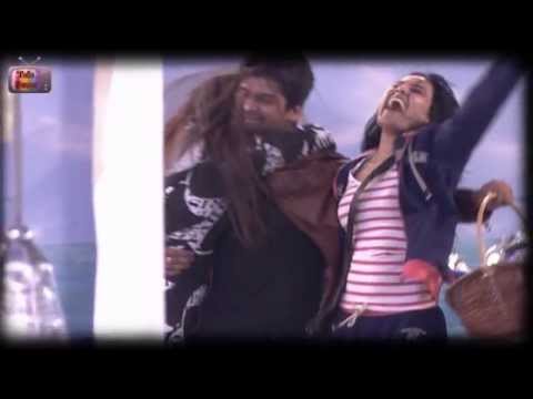 Kushal Tandon Gauhar Khan H0t Kiss! Bigg Boss : 27th November 2013 - Full Episode (HD)