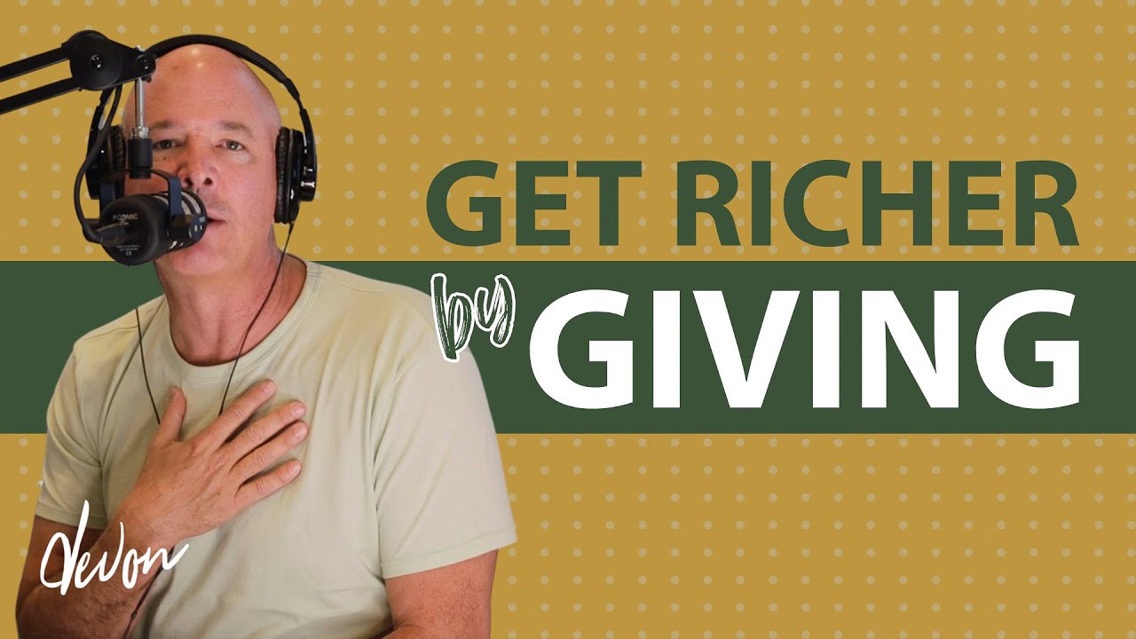 Why You Should Become a Giver Right Now (Episode #150) - YouTube