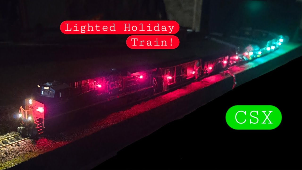 Lighted holiday train on my CSX layout! Christmas lights in HO Scale ...